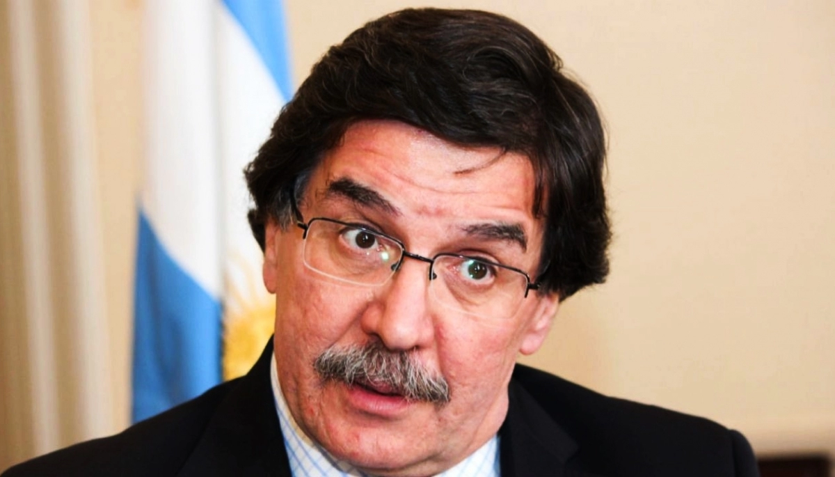 Sileoni cargó contra la Ley Ómnibus de Milei: “Piensa la educación como ... Sileoni cargó contra la Ley Ómnibus de Milei: “Piensa la educación como ...