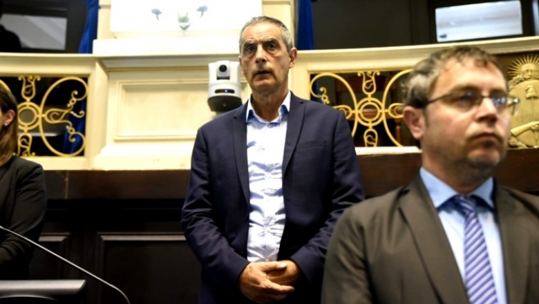 Frangul no pudo contener a una legisladora radical y volvió al bloque ...